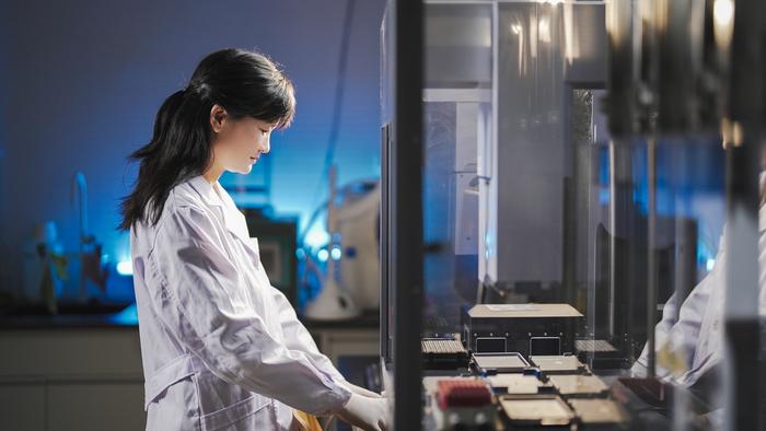 Chinese paleogeneticist FU Qiaomei awarded UNESCO–AI Fozan International